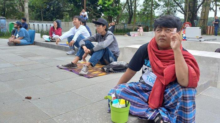 Uniknya Lomba Melamun di Kota Tasikmalaya, Diikuti Puluhan Orang, Bawa ...