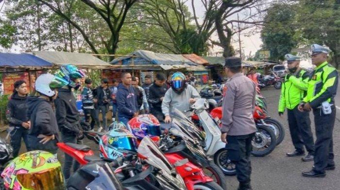 Satlantas Subang Gelar Patroli Cegah Laka Lantas Sanmori dan Pantau ...