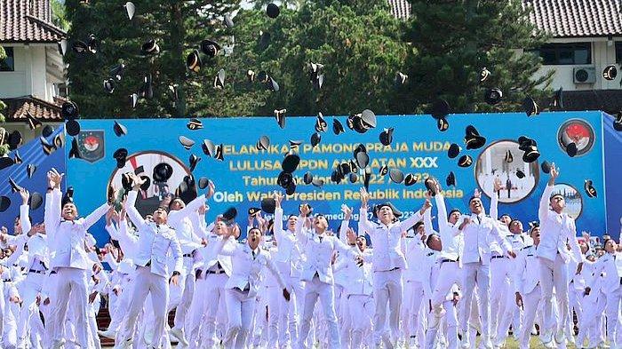 Pesan Wapres Saat Melantik Ribuan Praja IPDN, ASN Muda Tidak Hanya ...