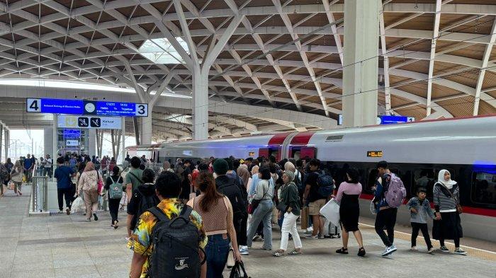 Daftar Harga Tiket Kereta Cepat Whoosh ke Stasiun Karawang, Sudah Bisa Dipesan, Lengkap ...