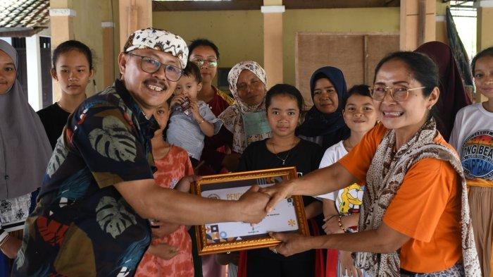 Ini Dia Deretan Perempuan Hebat di Indramayu Dapat Penghargaan di Momen ...