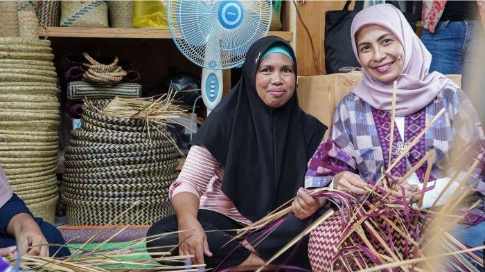 Program Pemberdayaan Perempuan dan Electrifying Agriculture PLN Raih ...