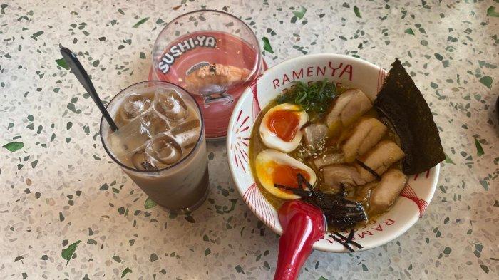 Menyantap Lezatnya Ramen, Kuahnya Dimasak 12 Jam, Sambil Mencicipi ...