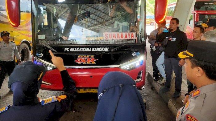 Ramp Check di Terminal Harjamukti Cirebon Jelang Natal dan Tahun Baru: Bus Laik Jalan, Sopir ...