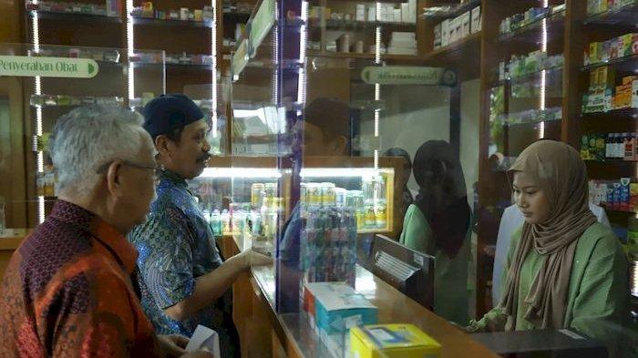 Unisba Punya Apotek, Mahasiswanya Bisa Langsung Praktek Apoteker ...