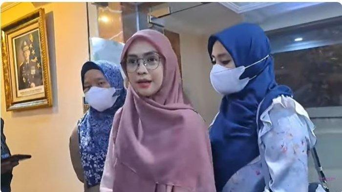 Punya Sekolah PAUD, Ria Ricis Wujudkan Cita-Cita Jadi Guru di ...