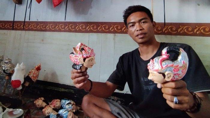 KEREN, Dibuat di Rumah Sederhana, Wayang Golek Buatan Risnandar Sudah ...