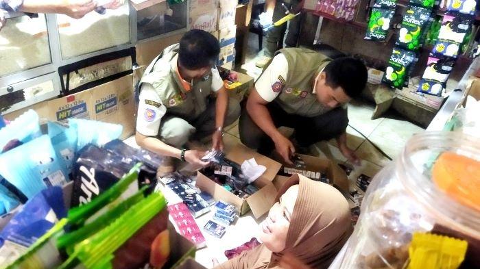 Razia Rokok Ilegal di Perbatasan Sumedang, Satpol PP Sita 30 Ribu Batang - Tribunjabar.id