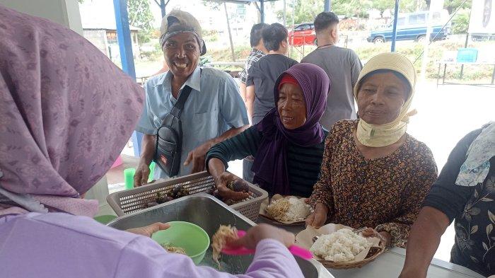 Viral Kakak Beradik di Karawang Buka Rumah Makan Gratis, Ingin Berbagi ...