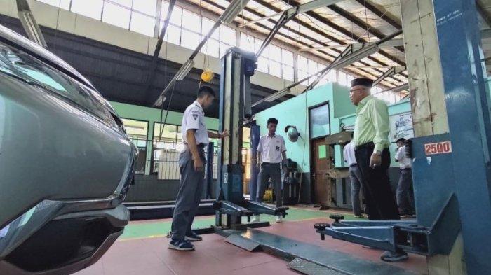 SMKN 2 Garut Buka Kelas Industri yang Dilatih Perusahaan Otomotif, Ada ...