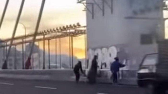 Viral Aksi Vandalisme "1933" di Flyover Pasupati Bandung, Kini Para Pelaku Dicari Satpol PP ...