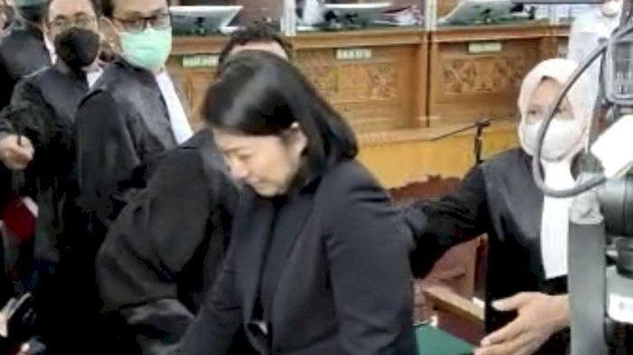 Daftar Pengakuan Putri Candrawathi Terbaru: Dibanting Brigadir J 3 Kali ...