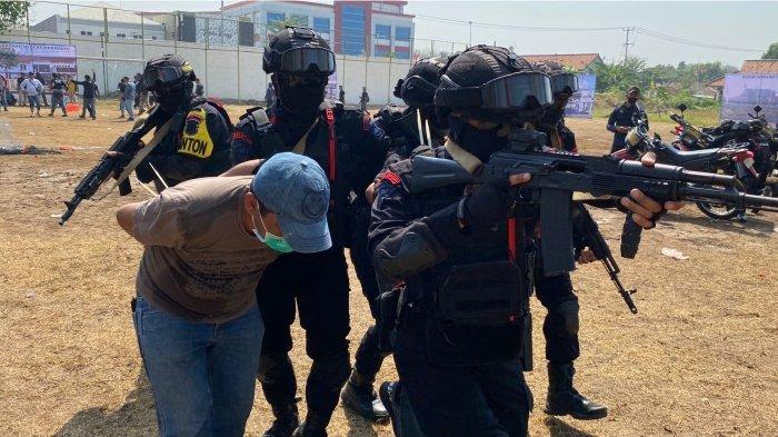 Polres Indramayu Gelar Latihan Pengamanan Jelang Pilkada 2024 - Tribunjabar.id