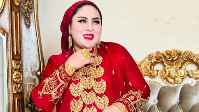 Dulu Viral Disebut 'Ratu Emas', Mira Hayati Jadi Sorotan Lagi, Diduga ...