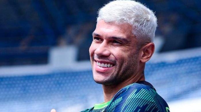 Ciro Alves Mengaku Belum Klop Benar dengan Penyerang Pesib Bandung ...