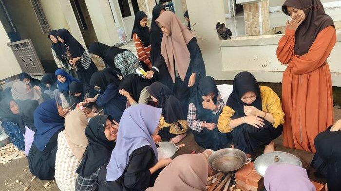 Serunya Munggahan di Pesantren Miftahun Najaa Al-Musri 1 Bunter ...