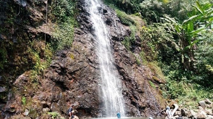 Indahnya Curug Cijalu Subang, Airnya Bisa Bikin Awet muda, Tambah ...