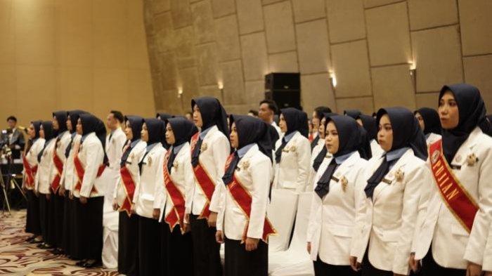 Keren, Lulusan Apoteker Unjani Raih Peringkat 2 Nasional, Hikmahanto ...