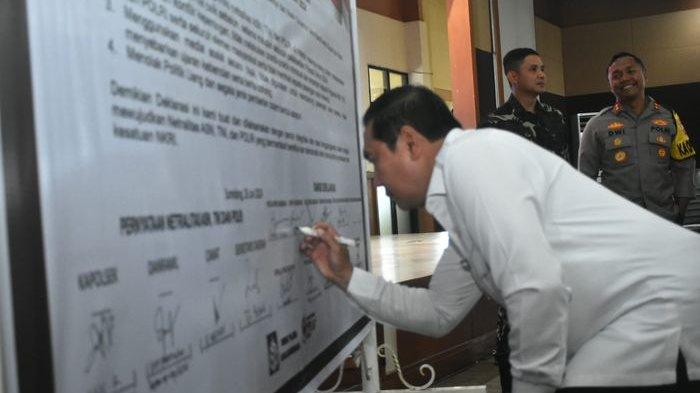 Pemkab Sumedang Deklarasikan ASN, TNI, dan Polri Netral pada Pilkada Serentak 2024 - Tribunjabar.id