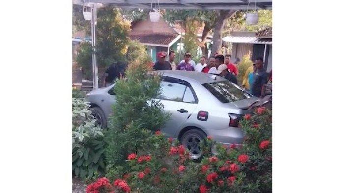 Geger Pria di Indramayu Tiba-tiba Masuk Mobil lalu Tak Bisa Keluar ... Geger Pria di Indramayu Tiba-tiba Masuk Mobil lalu Tak Bisa Keluar ...