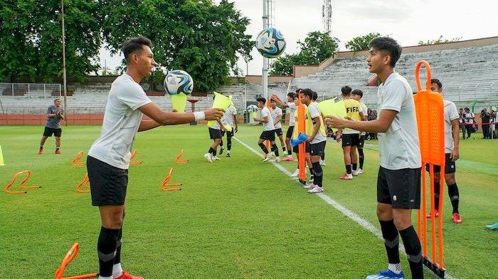 Tekad Sulthan Zaky, Bek Timnas U-17 Indonesia, Bawa Skuad Garuda Lolos ke Babak 16 Besar ...