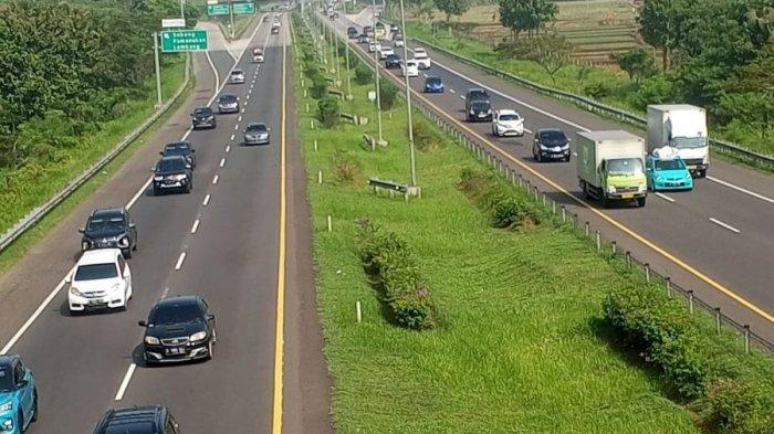 Pagi Ini One Way Kembali Diberlakukan di Tol Cipali sampai GT Kalikangkung, Bisa sampai Nanti ...