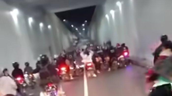 Gerombolan Bermotor Berknalpot Bising yang Viral Karena Tutup Jalan Underpass Soekarno Diburu ...