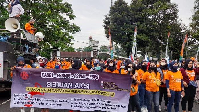 UMK Subang 2023 Naik 10 Persen, Tambah Hampir Rp 300 Ribu Jadi Rp3.370. ...