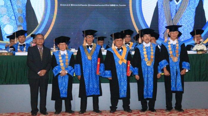 Universitas Pasundan Kukuhkan Dua Guru Besar, Rektor: Tingkatkan ...