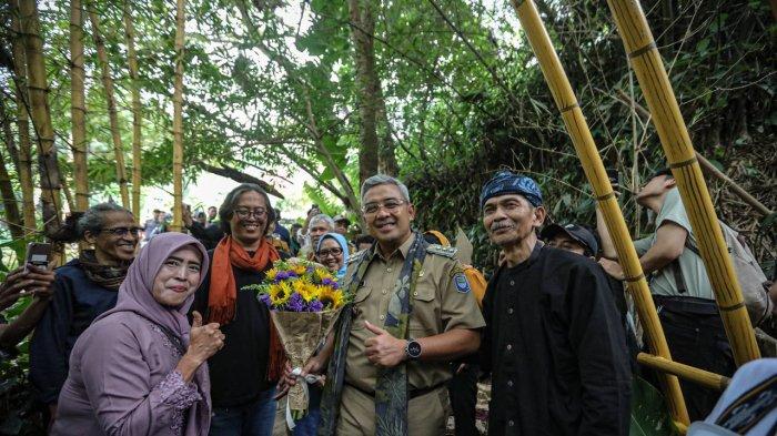 Eksplorasi Kuliner dan Keunikan Pasar Sisi Walungan Cika Cika: Wisata ...