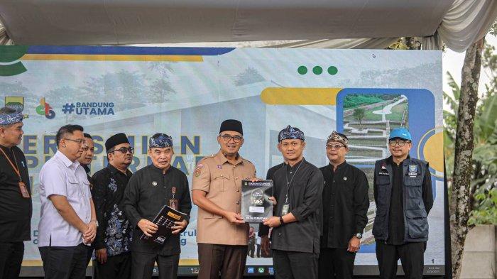 TPU Terpadu Cibiru Diresmikan, Farhan Tegaskan Layanan Pemakaman Gratis ...