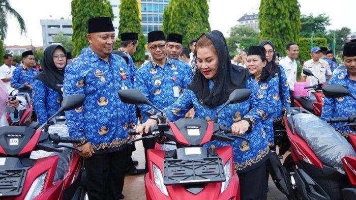 Viral, Walkot Semarang Bagikan 177 Motor Dinas Lurah Anggaran Rp 8 M ...