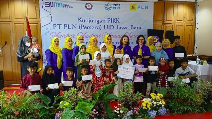 YBM PLN dan Srikandi PLN Berbagi di Momen Idul Adha, Dorong Santunan dan UMKM Binaan di Pulo ...