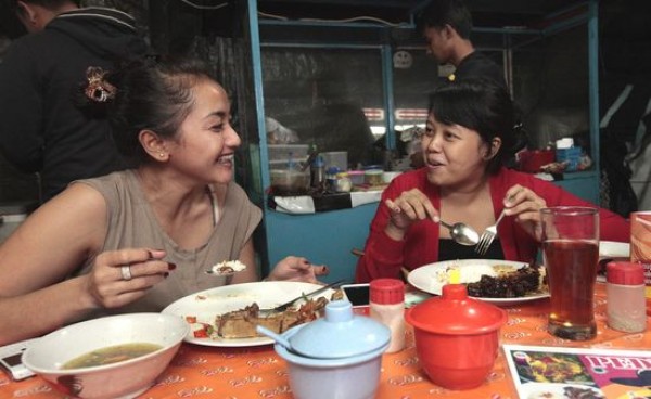 Saatnya Makan dan Jajan di Kuliner Burangrang - Tribunjabar.id