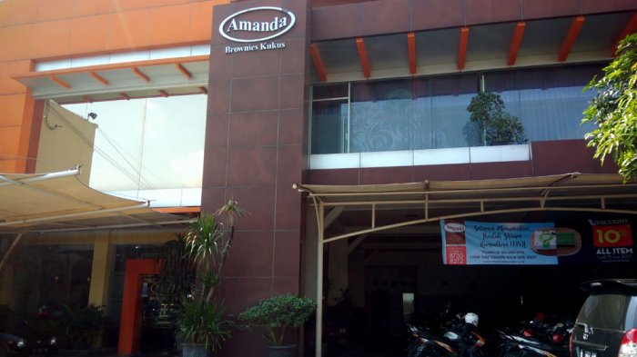 Nikmatnya Delapan Cita Rasa Amanda Brownies, Sarikaya Pandan Jadi ...