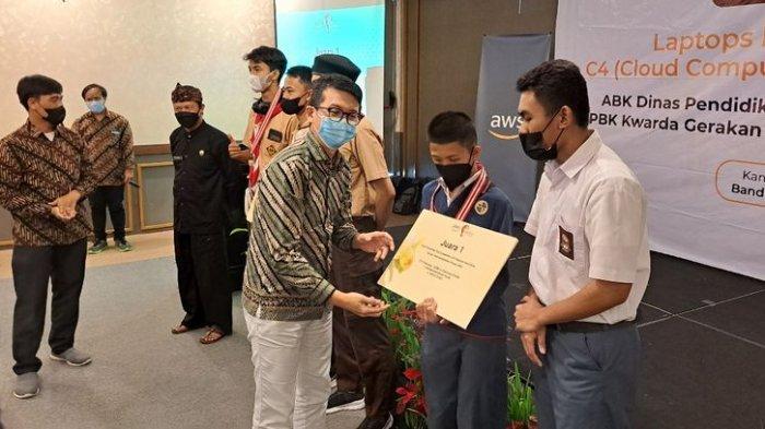 Anak Berkebutuhan Khusus dari Cimahi Jadi Juara Cloud Computing Club Competition yang Digelar ...