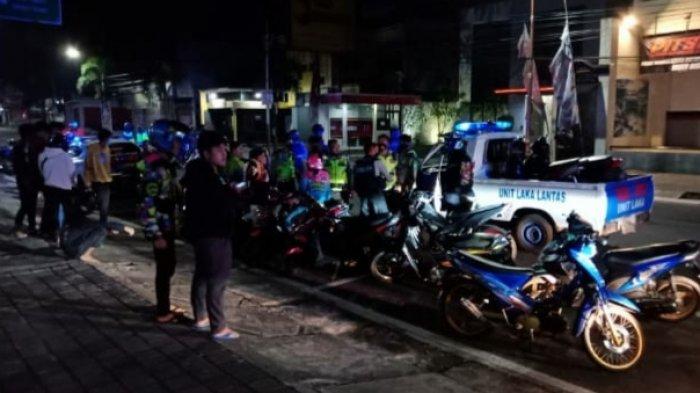 Pakai Knalpot Bising dan akan Ikut Balap Liar, 34 Sepeda Motor di Sumedang Diamankan Polisi ...