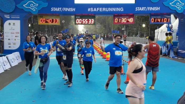 Lintasan Menanjak dan Lalu Lintas Padat Jadi Tantangan Peserta Bandung West Java Marathon ...