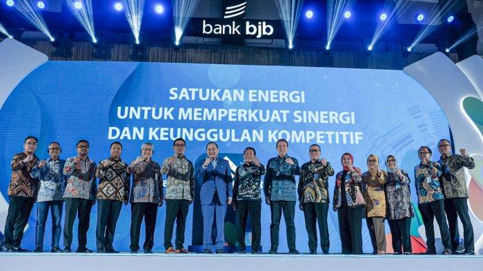 Gelar Business Review Semester II 2022 & Executive Workshop 2023, bank bjb Catat Kinerja Positif ...