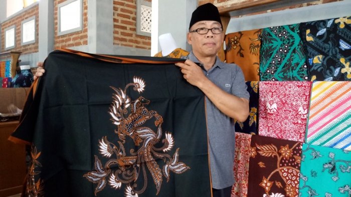Batik Kuningan Masih Berkembang, Pengrajin Bersyukur Dapat Dukungan ...