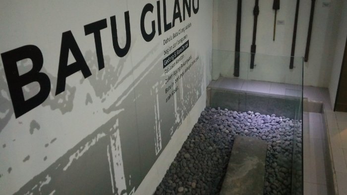 Batu Gilang di Museum Pusaka Keraton Kasepuhan Cirebon Sering Didatangi ...