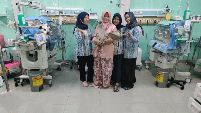 Kabar Terbaru Bayi Kembar 5 di Indramayu, Semua Bayi Sudah Pulang ke Rumah, Ahmad Sudah Sehat ...