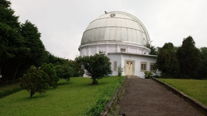 Sebelum Bertualang ala Sherina di Observatorium Bosscha, Anda Perlu ...