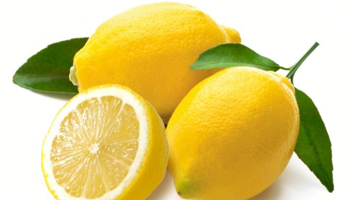 Kedinginan saat Hujan? Minum Air Hangat Perasan Lemon Yuk, Manfaatnya ...