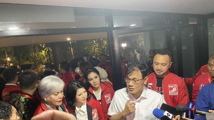 Setelah Dukung Prabowo, Budiman Sudjatmiko Kini Datang di Acara PSI ... Setelah Dukung Prabowo, Budiman Sudjatmiko Kini Datang di Acara PSI ...