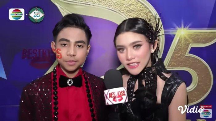 Sridevi dan Eby Bersaing Rebutan Juara D Academy 5, Di Balik Panggung ...