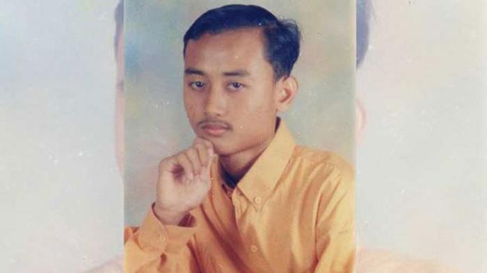 Terungkap Sudah! Inilah Pria yang Wajahnya Kerap Muncul Jadi Meme ...