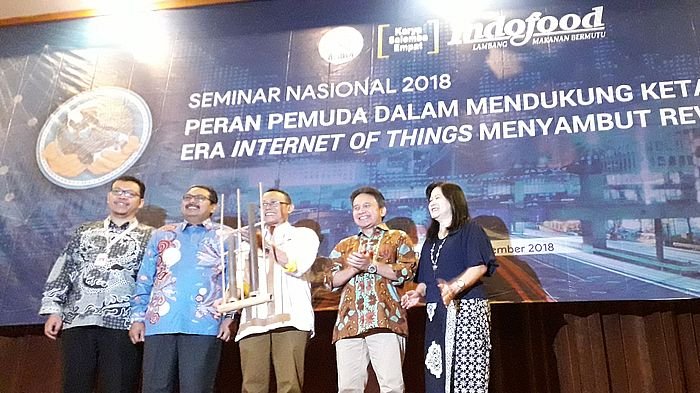 Mahasiswa Penerima Beasiswa Indofood Gelar Semnas Peran Pemuda Sambut ...