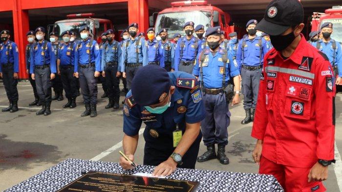 Tingkatkan Kemampuan Penyelamatan di Area Ketinggian, Diskar PB Kota ...