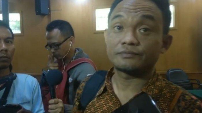 Dr Yadyn Palebangan, Mantan Wartawan jadi Jaksa di Sulawesi, lalu ...